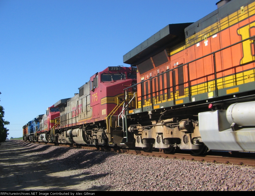 BNSF 775 Westbound